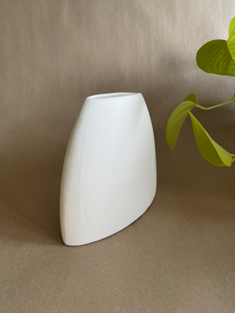 Vase Flat Small – Clay Cafe Online